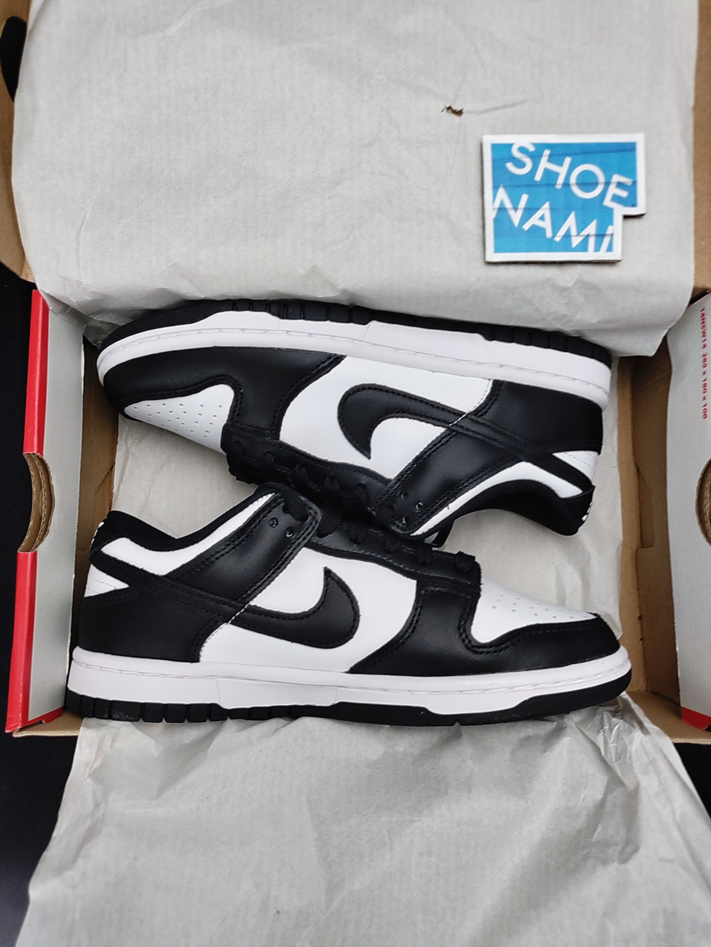 Nike Dunk Low 'Panda' (W)