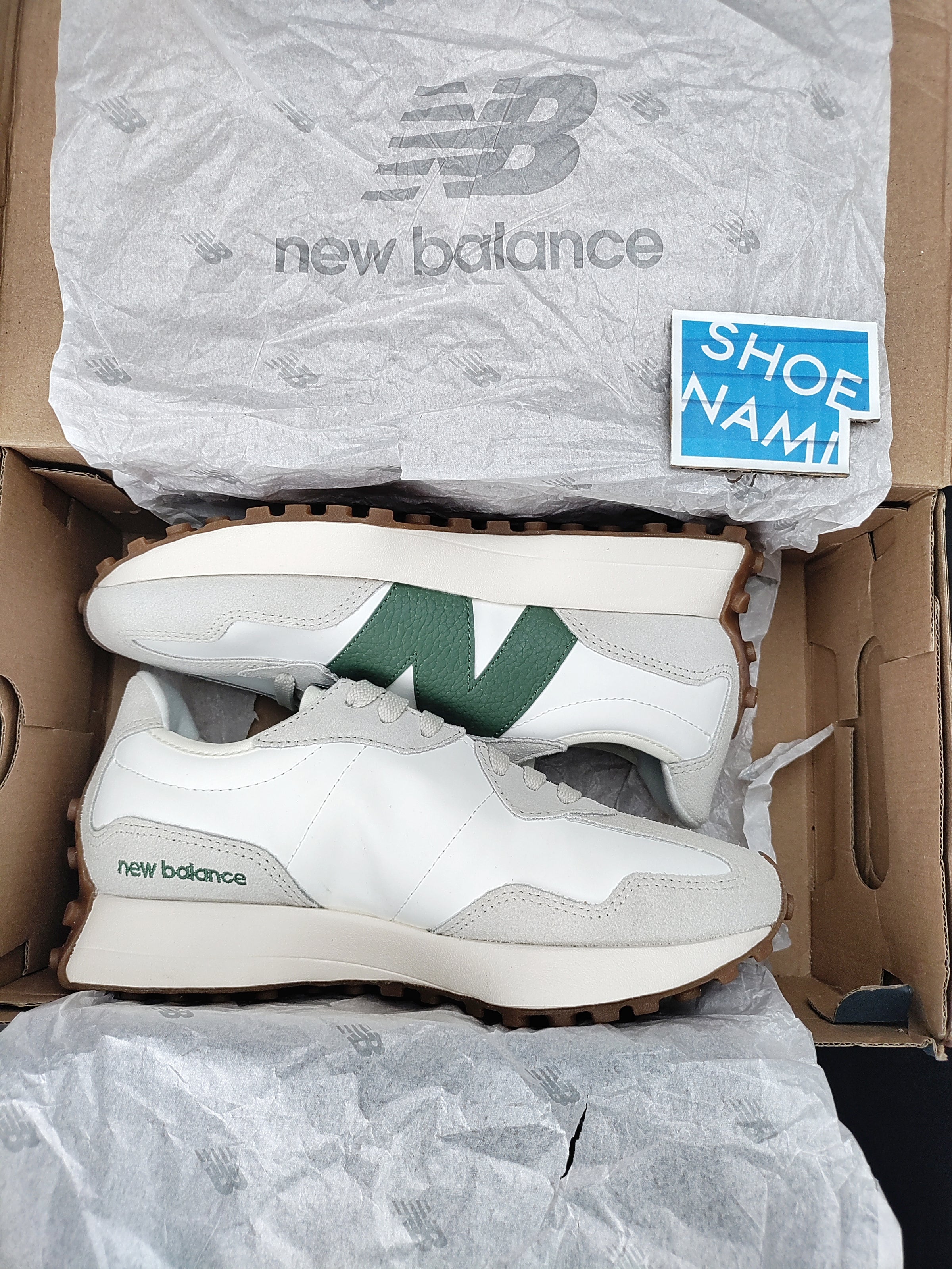 New Balance 327 'Moonbeam Nori'