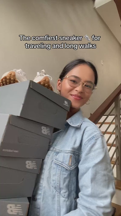 New Balance 327 'Moonbeam Outerspace'