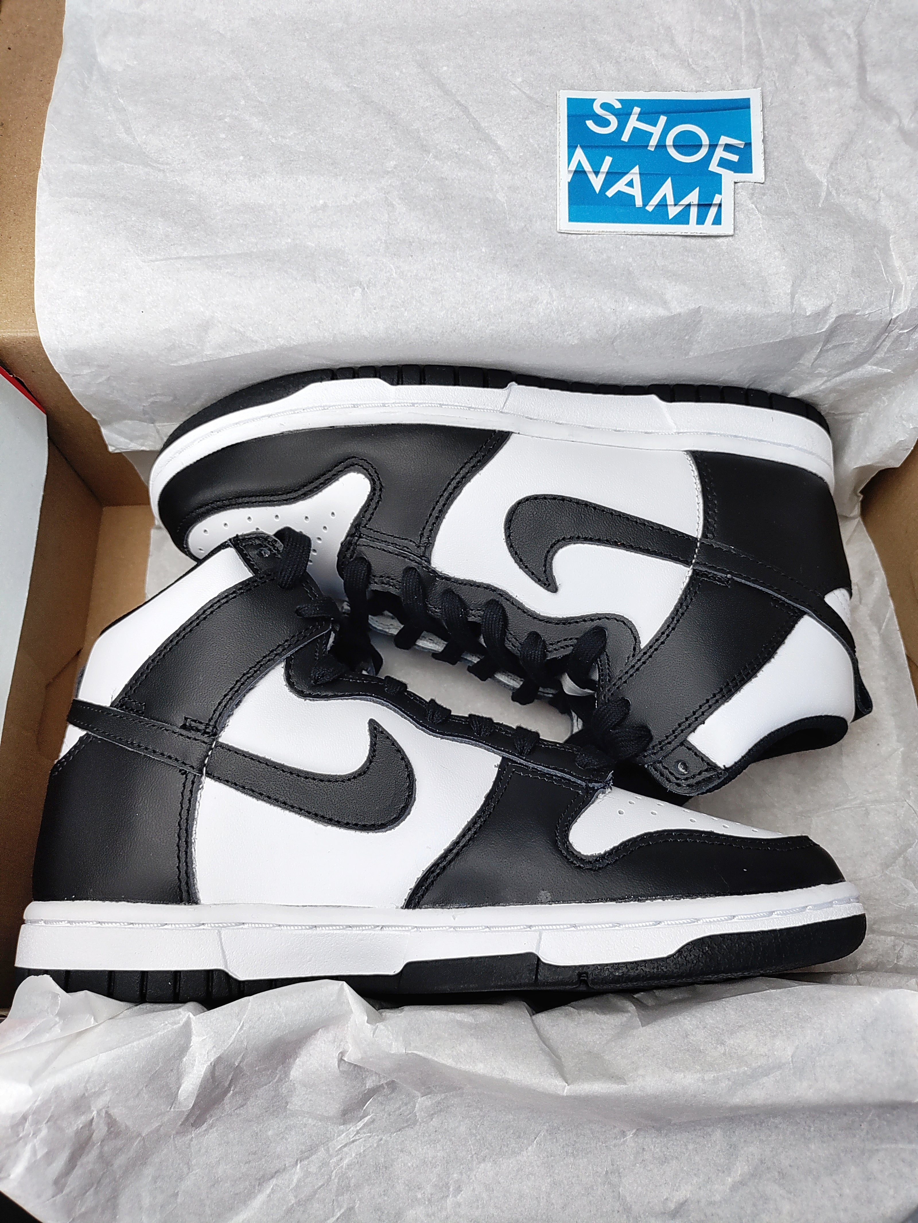 Nike Dunk High 'Panda'